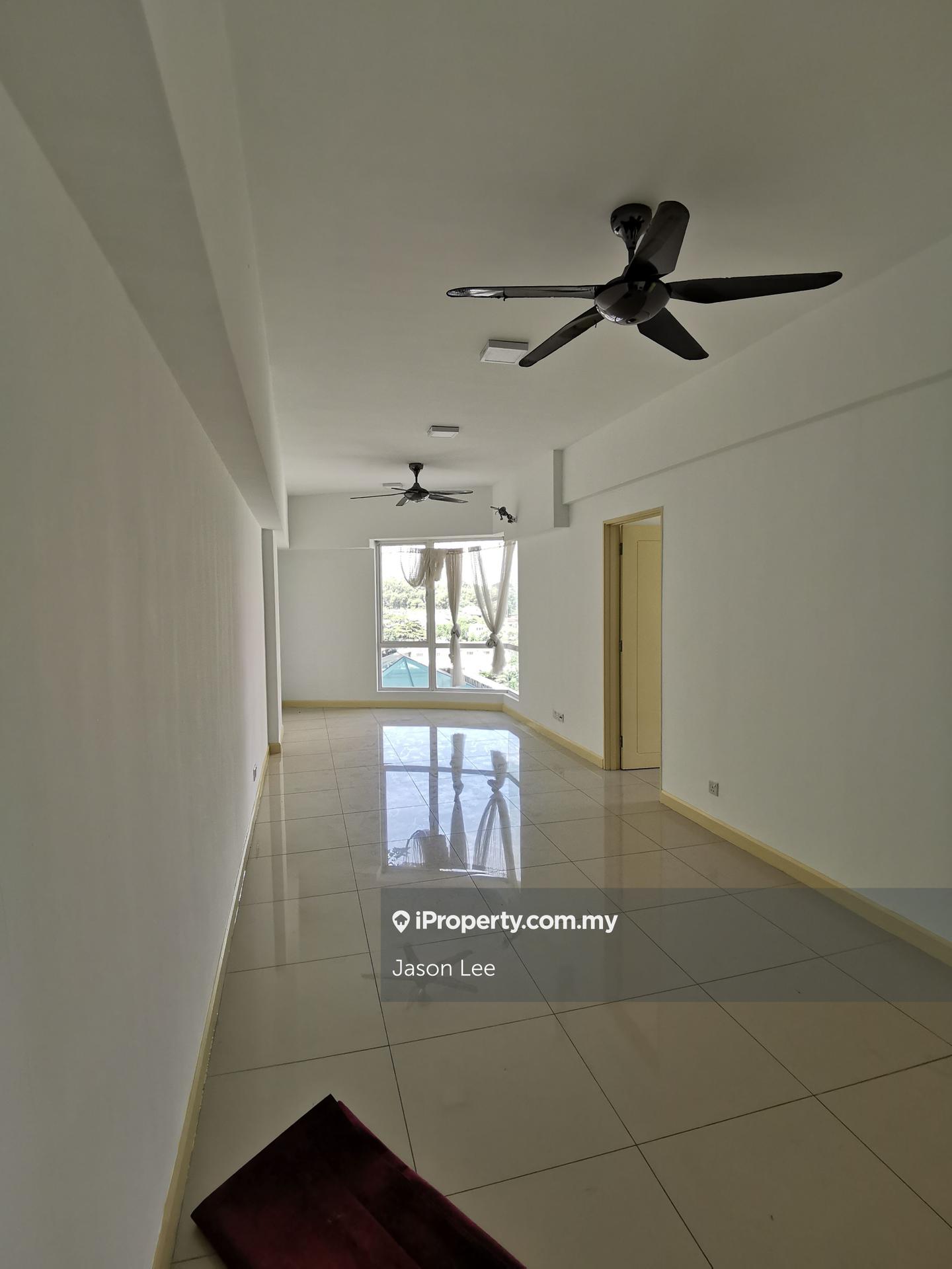 Service Residence for Sale in Tiara Mutiara / The Crown by Jason Lee