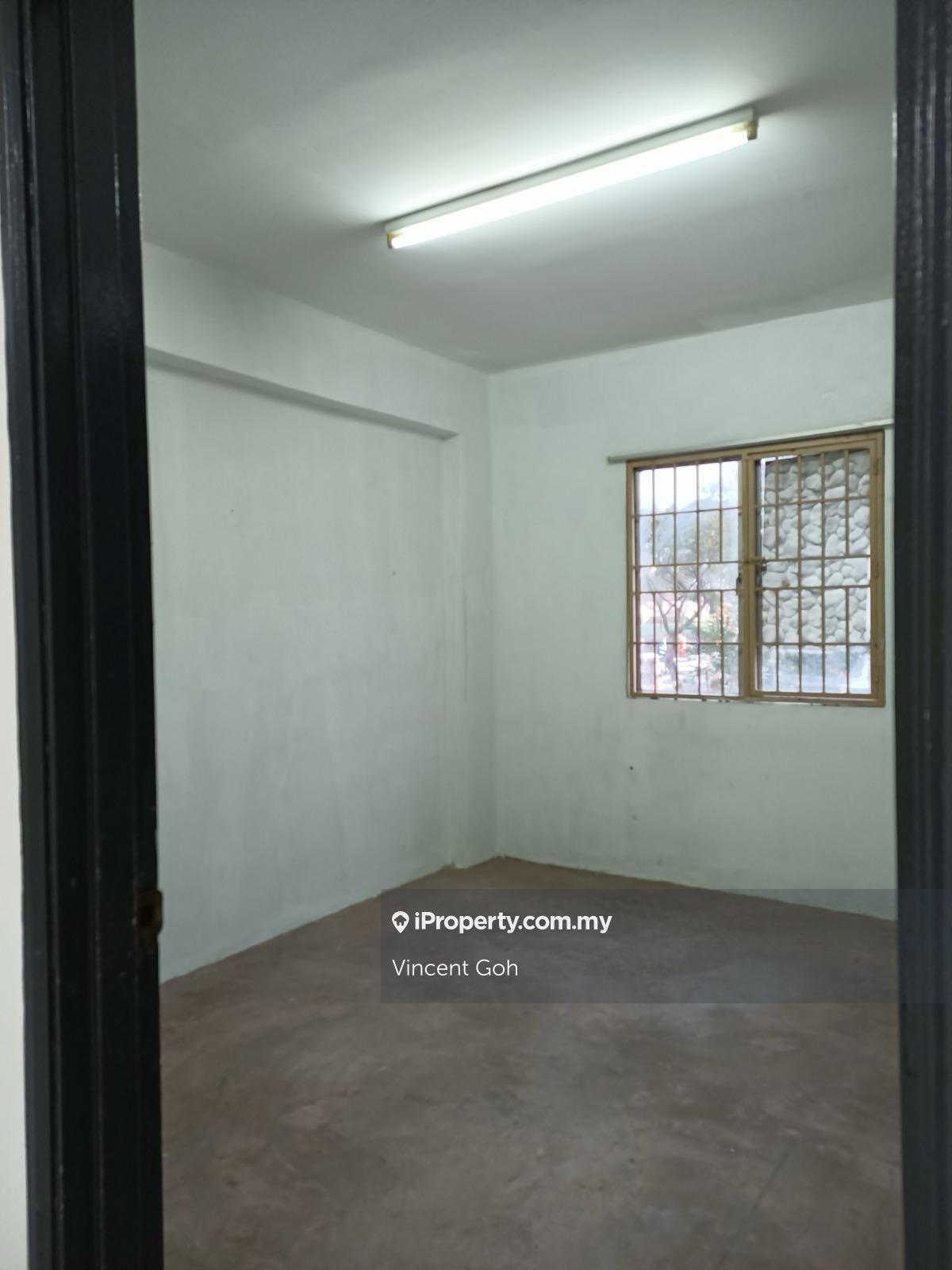 Pangsapuri untuk Dijual di Desa Dua Aman Puri oleh Vincent Goh