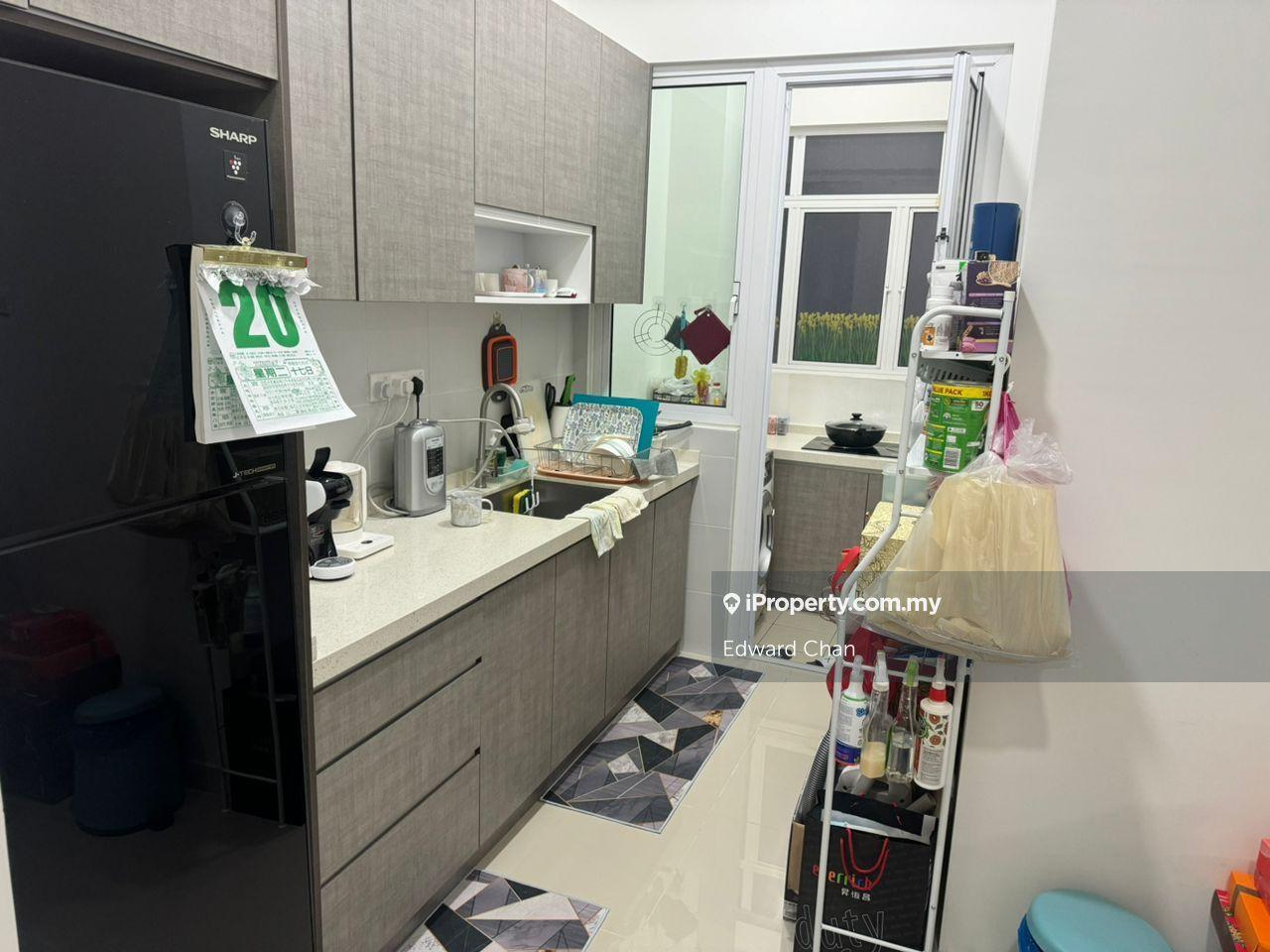 Service Residence for Sale in Desa Green by Edward Chan