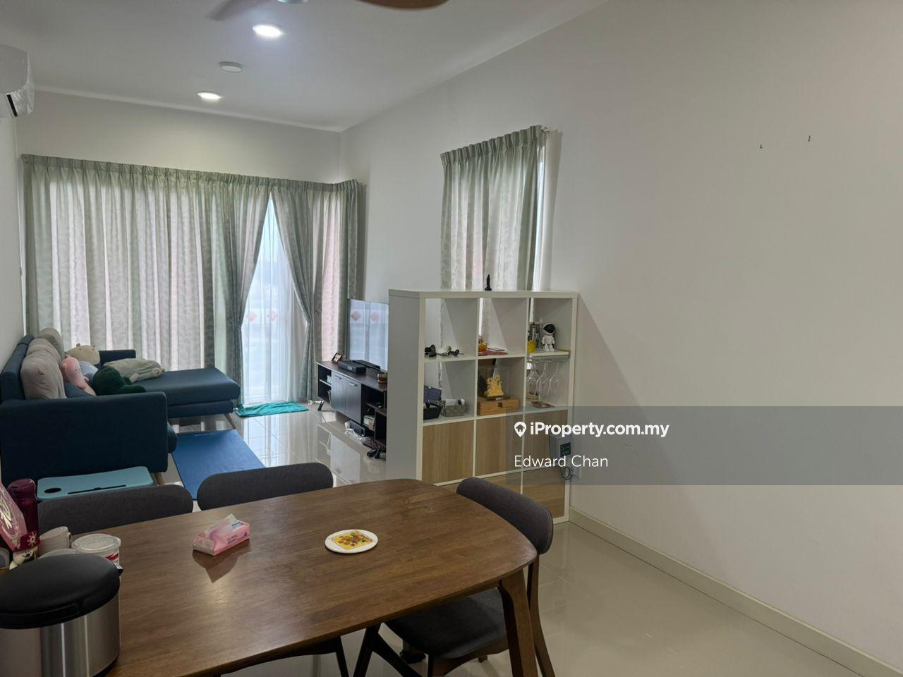 Service Residence for Sale in Desa Green by Edward Chan