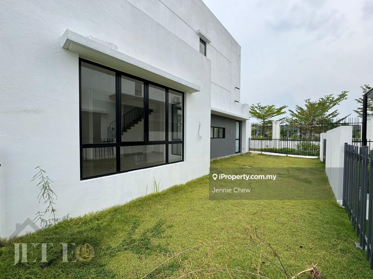 Rumah Berkembar untuk Dijual di Eco Sanctuary, Telok Panglima Garang ...