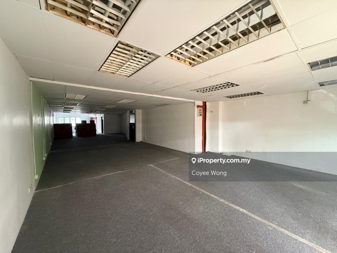 Office for Rent in Sri Hartamas, Kuala Lumpur by Coyee Wong