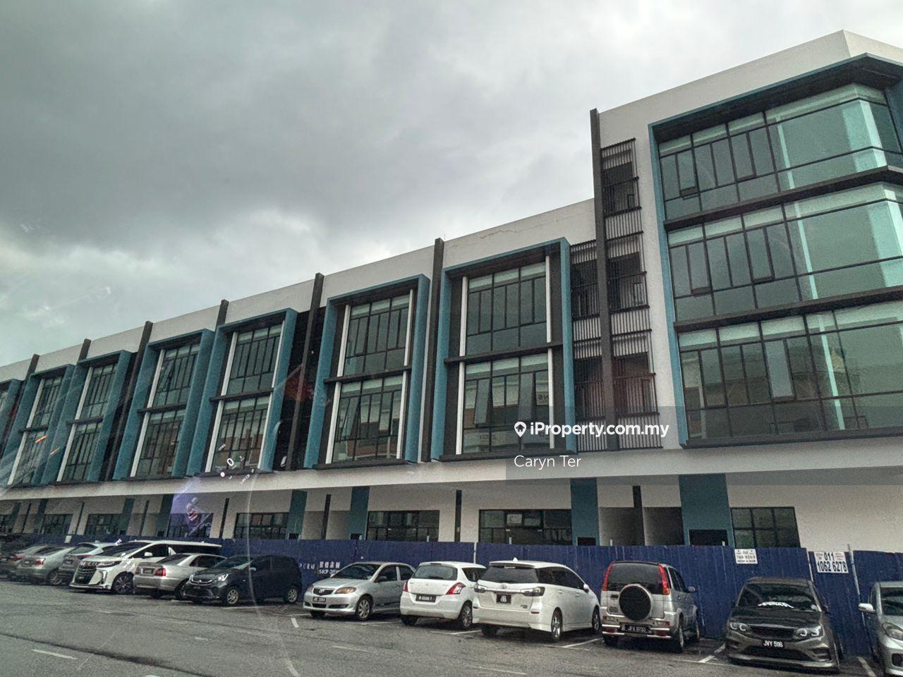 Shop for Rent in Bandar Baru Permas Jaya, Permas Jaya by Caryn Ter