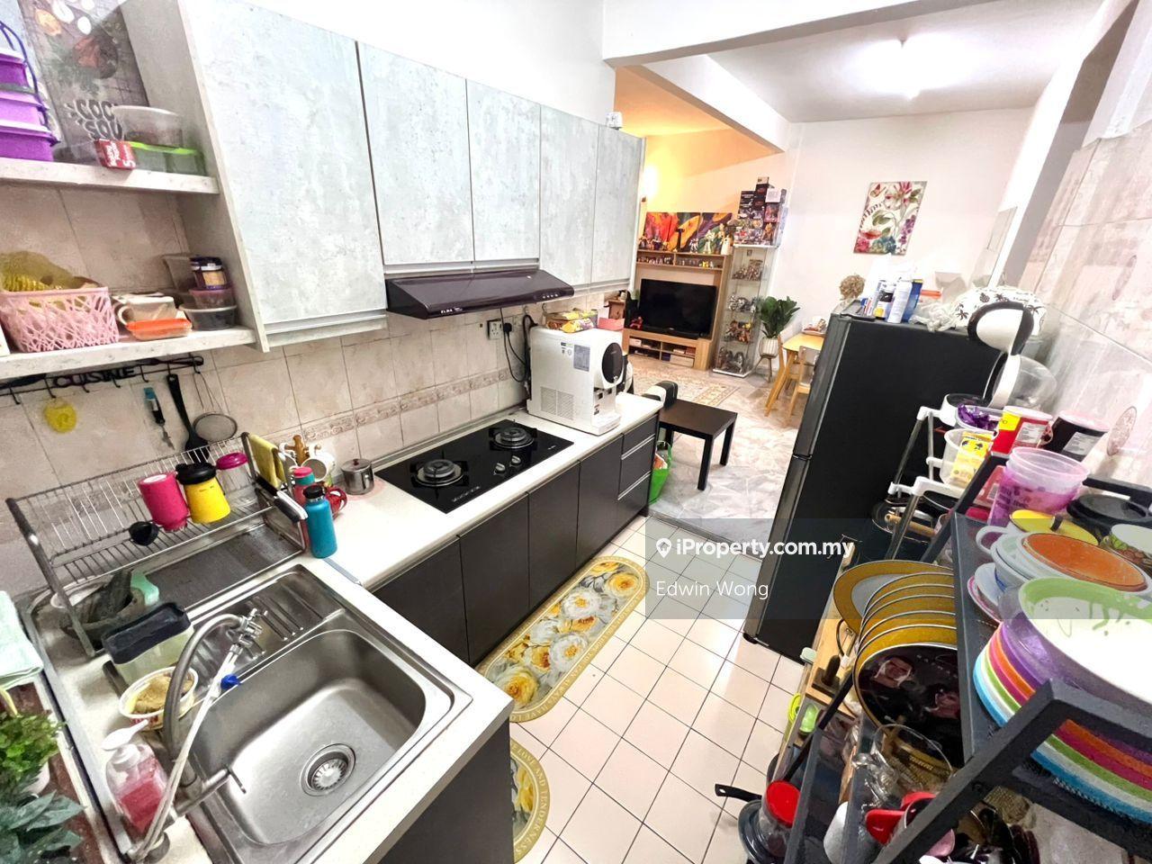 Pangsapuri untuk Dijual di Subang Perdana Goodyear Court 10 oleh Edwin Wong