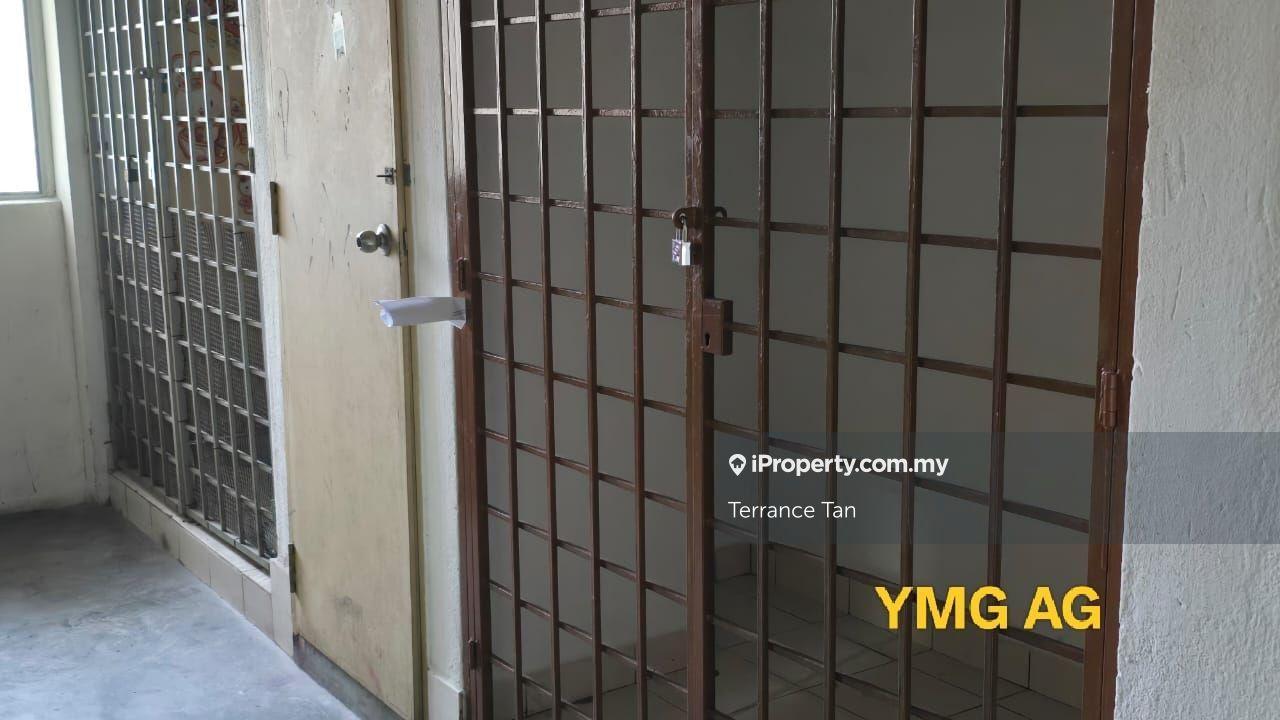 Apartment for Rent in Tropika Apartment by Terrance Tan