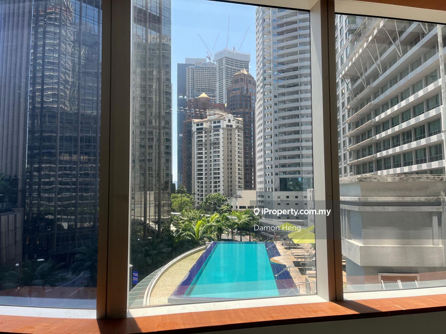 Pejabat untuk Disewa di KLCC, KL City Centre oleh Damon Heng