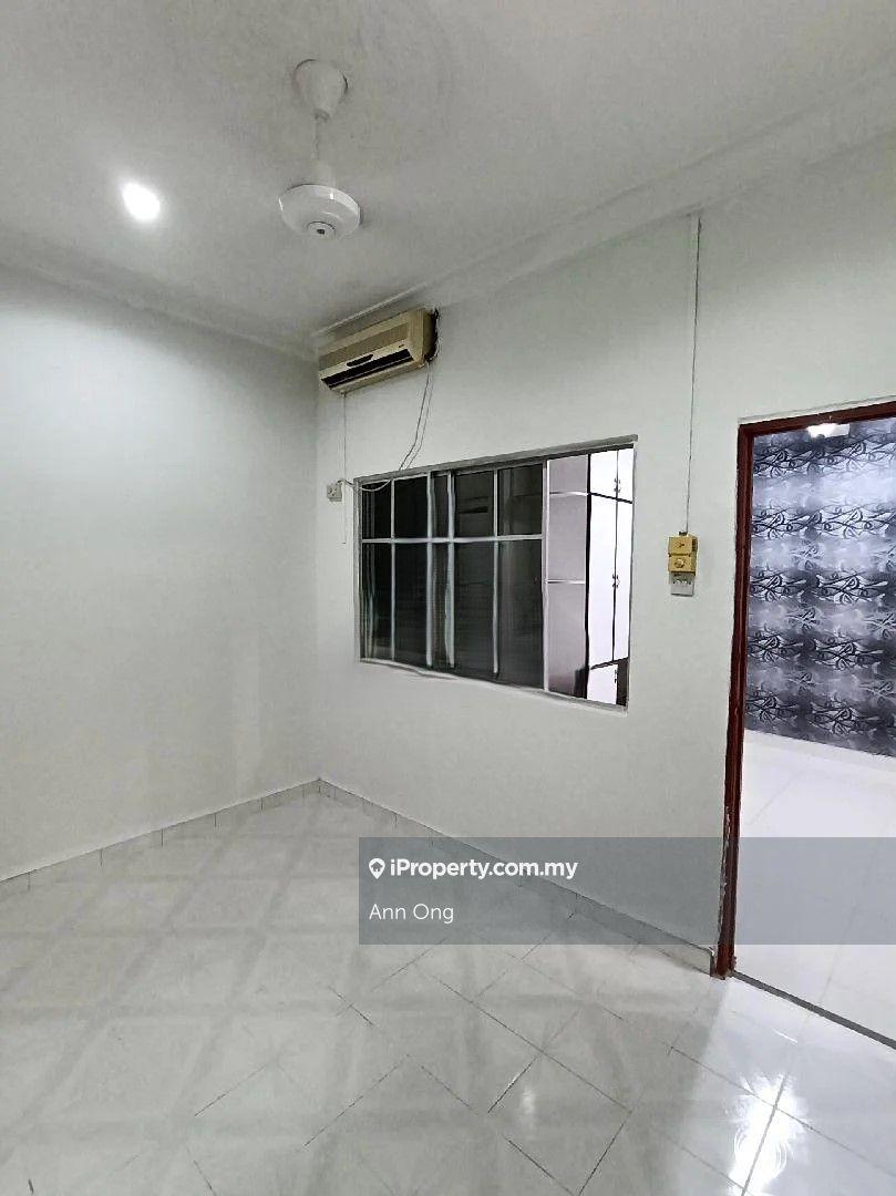 1-storey Terraced House for Sale in Taman Bunga Raya, Setapak by Ann Ong