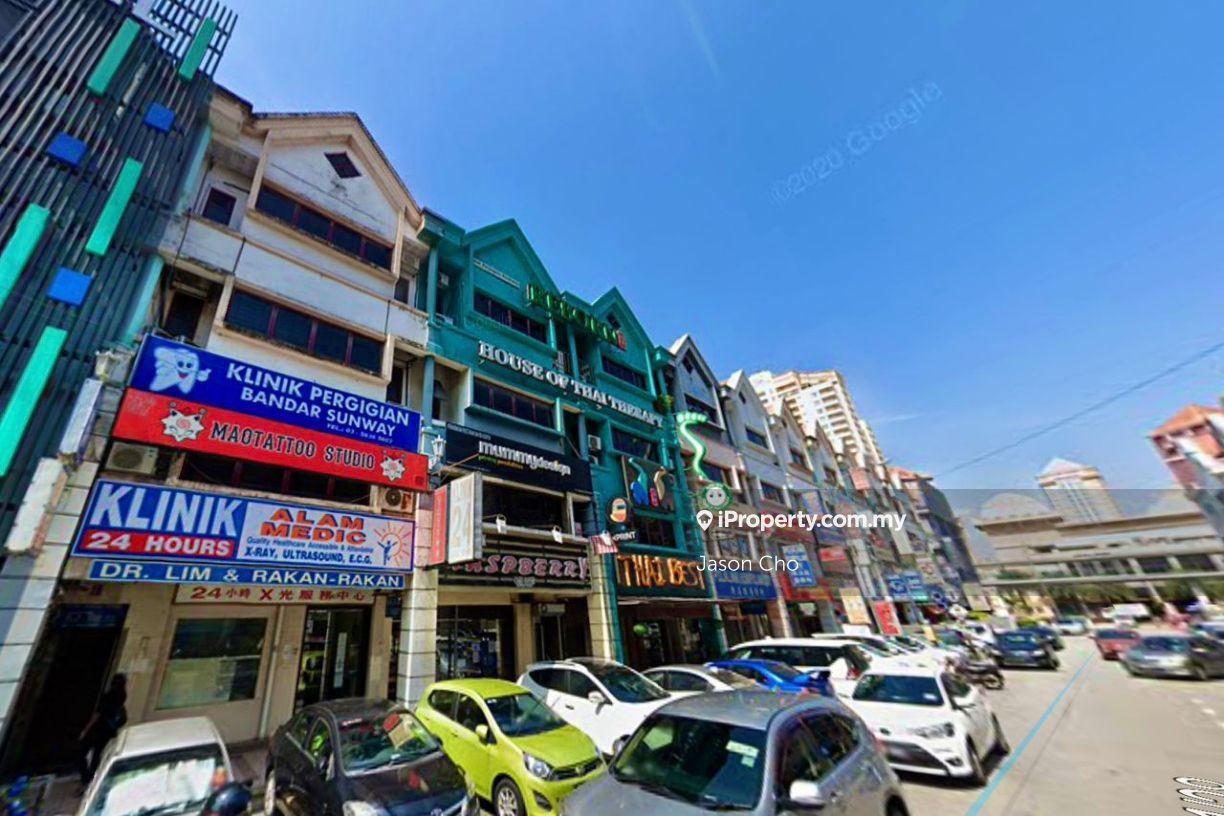 Shop for sale at 4 STOREY SHOP AT SUNWAY METRO, BANDAR SUNWAY, PRIME ...