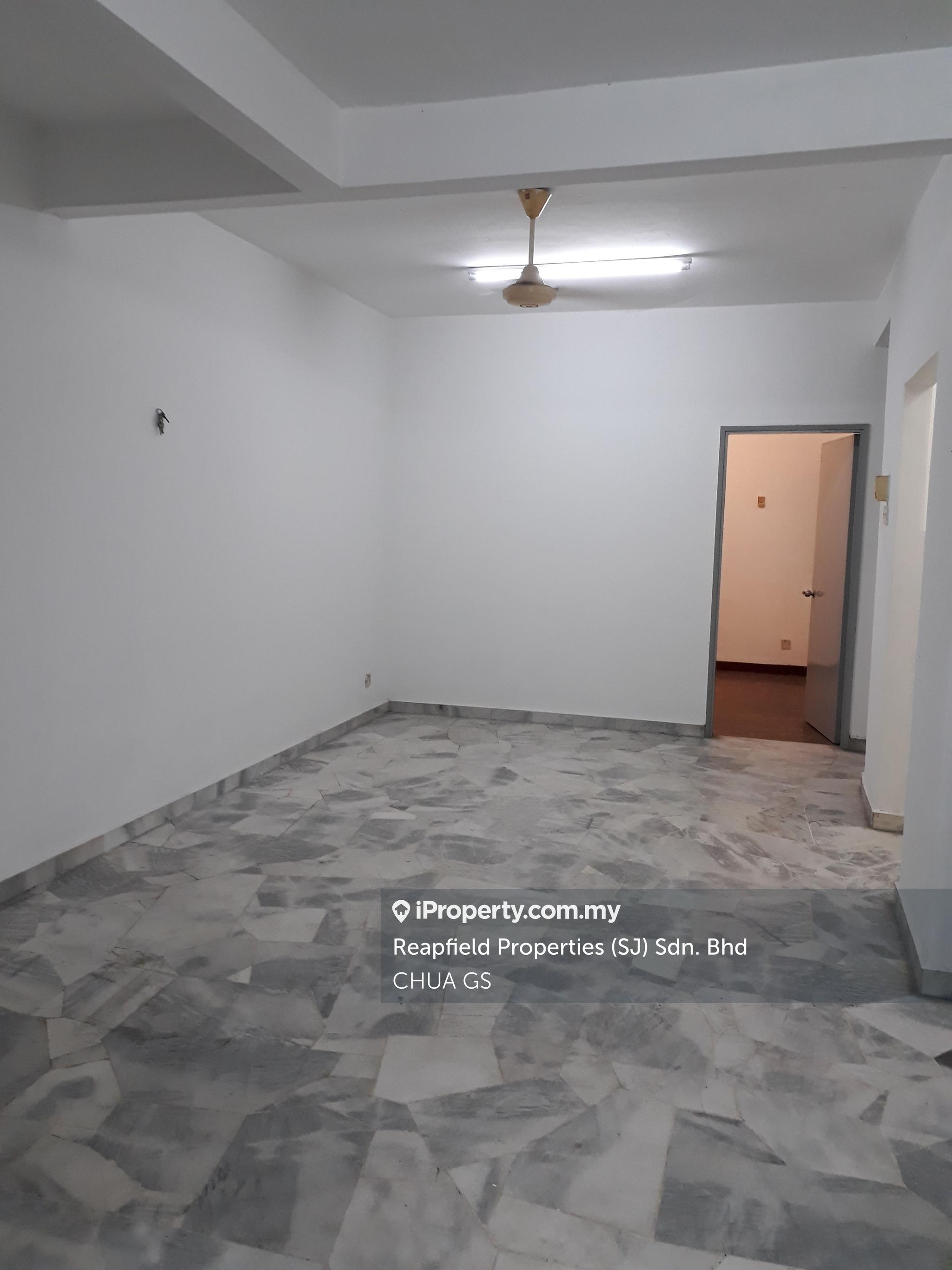 Apartment for sale at Subang Perdana Goodyear Court 6 - RM 298,000 ...