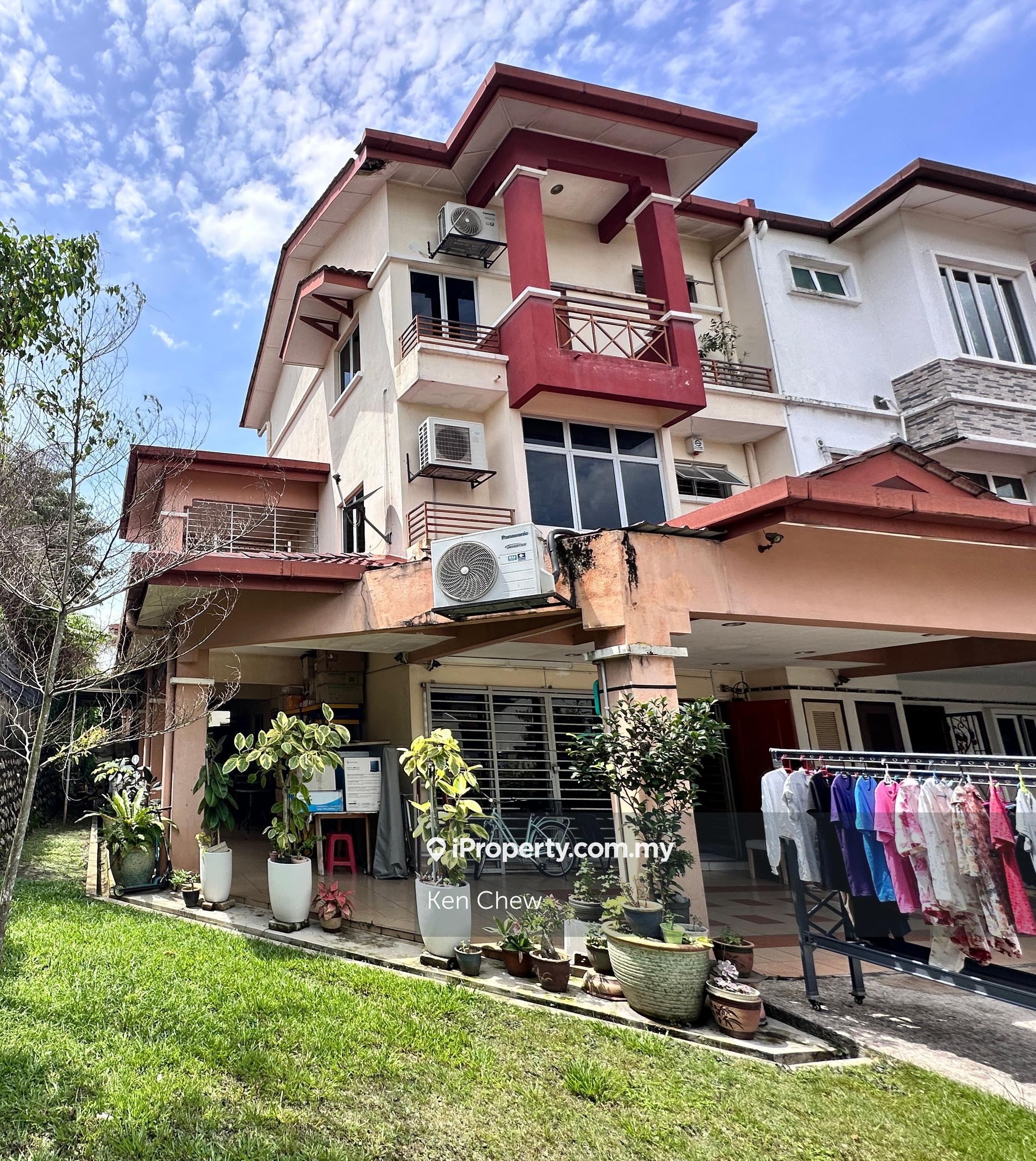 2.5-storey Terraced House for sale at Taman Bukit Serdang, Seri ...