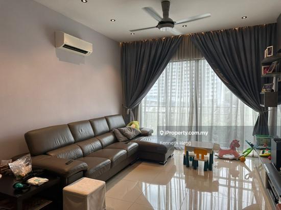 Condominium for Sale in V-Residensi by Kenneth Heng