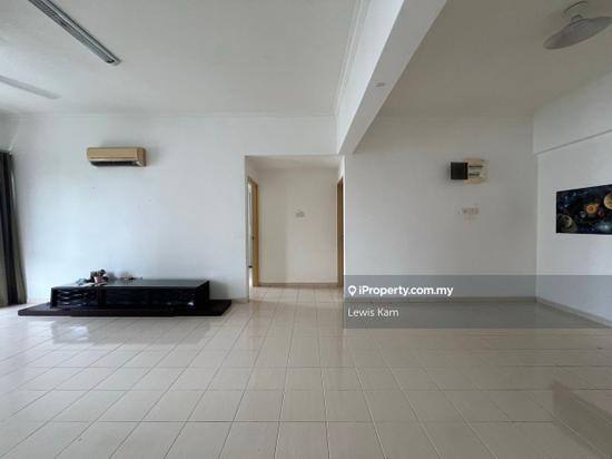 Condominium for Sale in Straits Regency by Lewis Kam