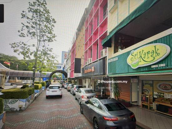Shop for Sale in Seksyen 52, Petaling Jaya by Scott Hooi