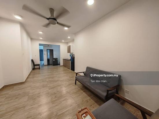 Residensi Servis untuk Disewa di SkyVille 8 @ Benteng 8 oleh Tan Wei Han