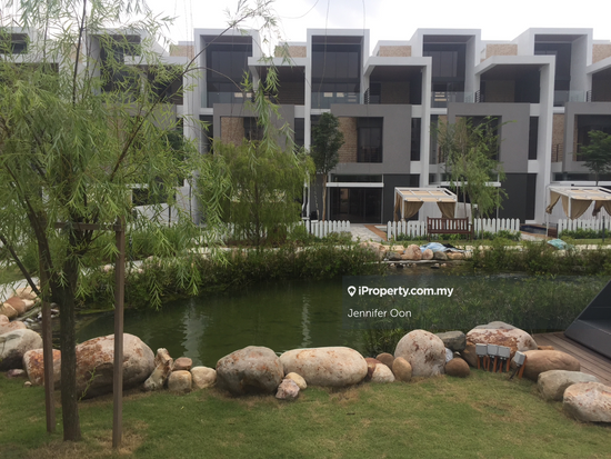Semi-Detached House for Sale in Taman Villa Senja, Rawang by Jennifer Oon