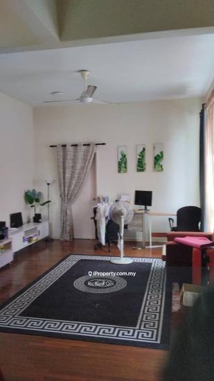 Semi-Detached House for Sale in Rawang, Selangor by Richard Ooi