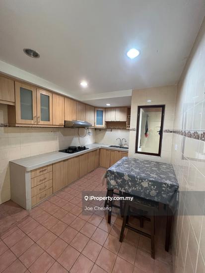 Condominium for Sale in Palm Spring @ Damansara by Joe Cheang