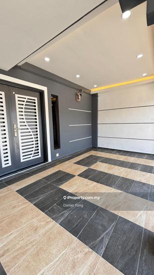 2-storey Terraced House for Sale in Saleng, Senai by Daniel Yong