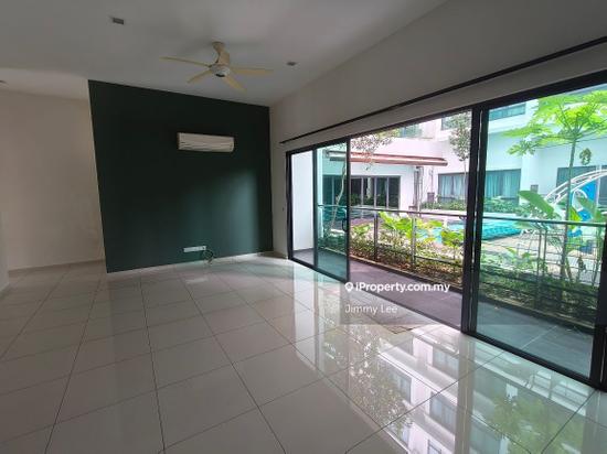 Condominium for Sale in SeTerra by Jimmy Lee