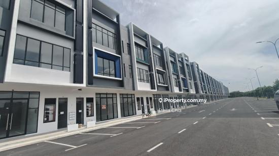 Shop-Office for Rent in Austin Crest, Johor Bahru by Stella Chia