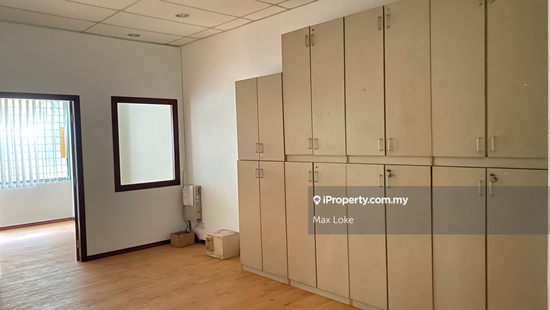 Office for Rent in Seksyen 52, Petaling Jaya by Max Loke