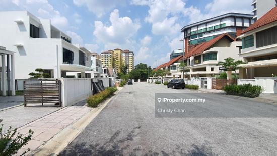 Bungalow House for Sale in Taman Bukit Mandarina, Cheras by Christy Chan