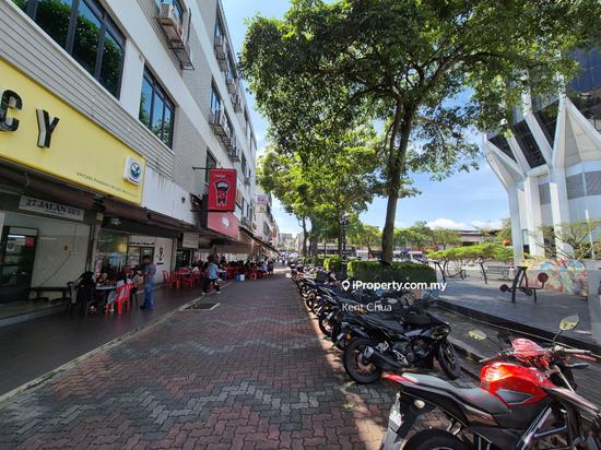 Shop for Sale in Seksyen 52, Petaling Jaya by Kent Chua