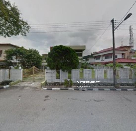 Bungalow House for Sale in Wilaya Persekutuan KL, Cheras by Caryn Wong