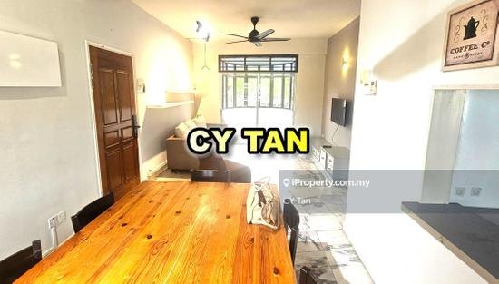 Apartment for Rent in Mutiara Court by CY Tan