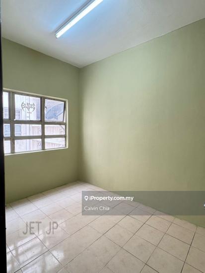Apartment for Sale in Vista Indah Putra by Calvin Chia