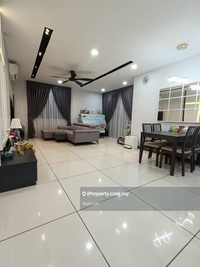 Apartment for Sale in Larkin Residence by Alan Ler