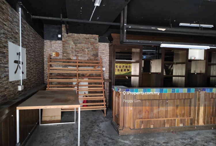 Ground Floor of 6 Storey Shop Lot @ Fraser Business Park, KL, Jalan Yew ...