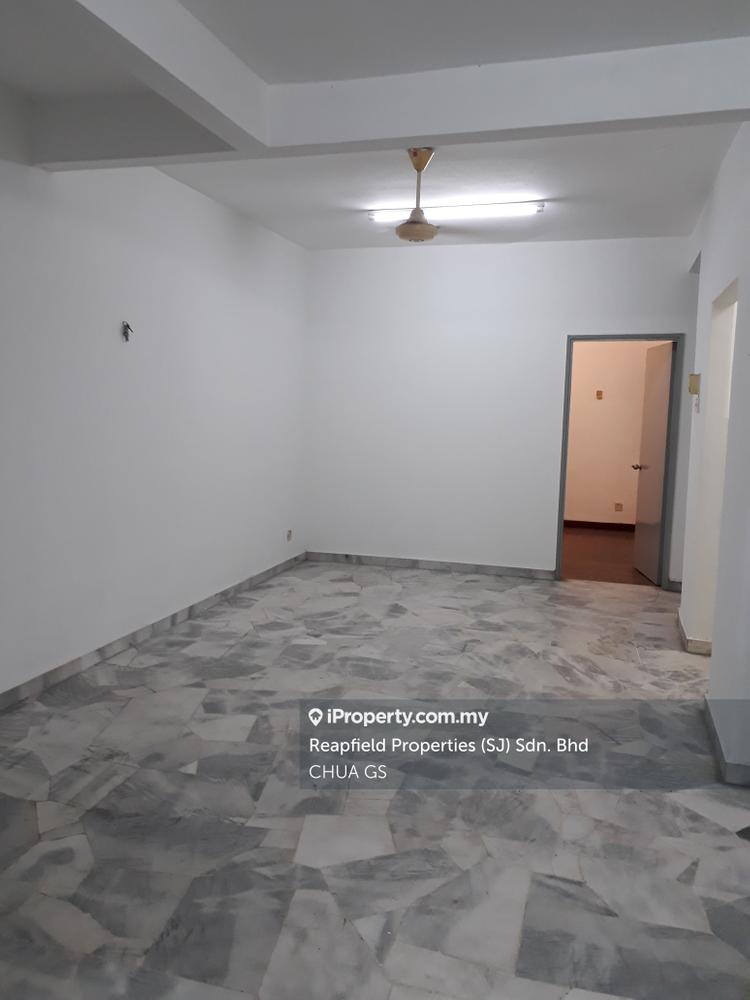 Apartment for sale at Subang Perdana Goodyear Court 6 - RM 298,000 ...