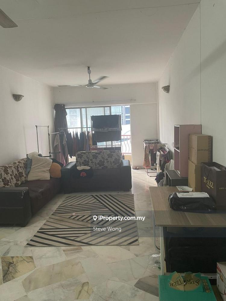 Apartment for sale at Vista Angkasa - RM 399,131 | iProperty Malaysia