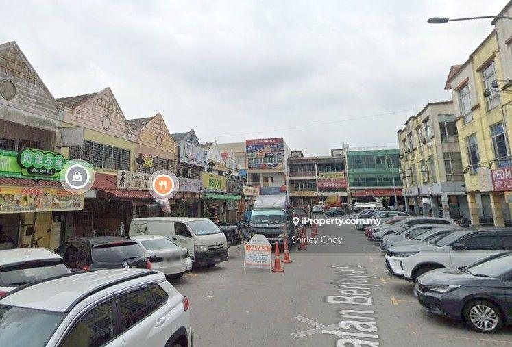 Shop for sale at 2 Storey shop lot near Restoran Choon Kian Sg Chua ...