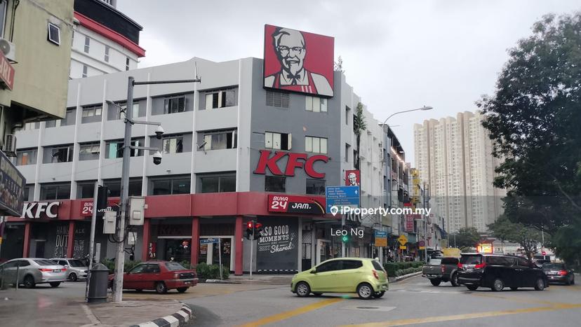 Shop for sale at 4 Adjoining Units Shoplot Facing Main Road Jalan Raja ...