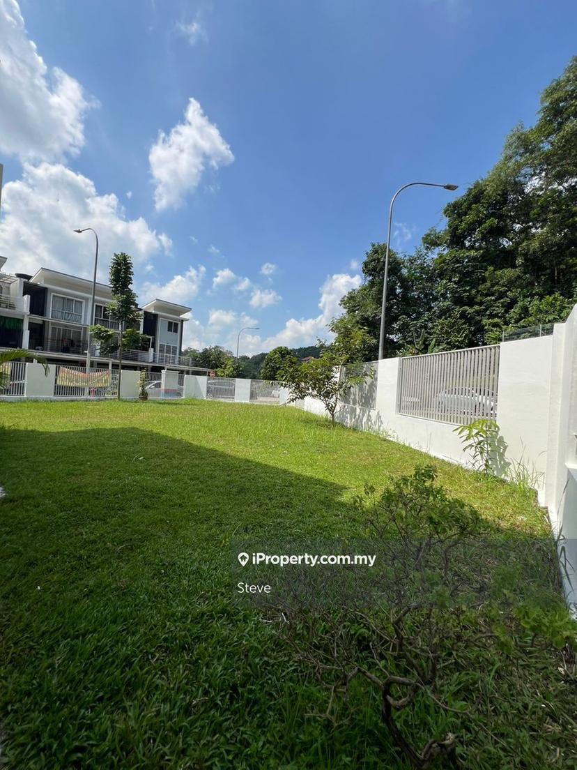 3-storey Terraced House for sale at BAYU HEIGHT 2 BALAKONG SERDANG SERI ...