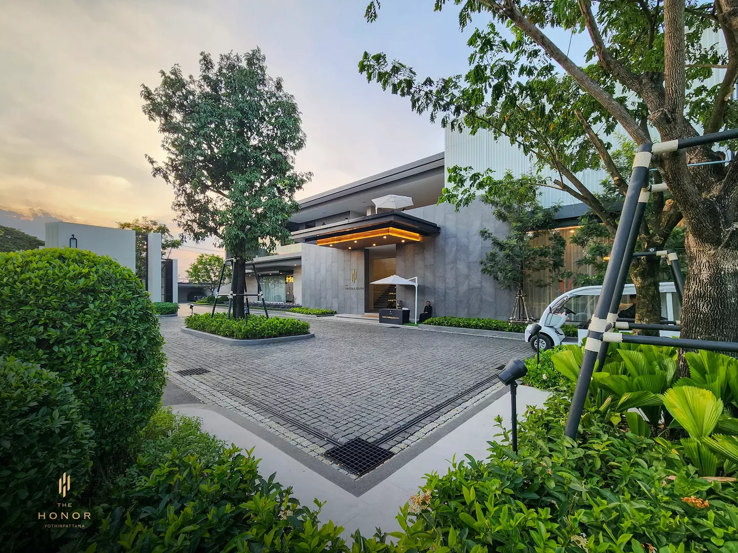 แอสเซทไวส์” เปิดเกมรุกตลาดแนวราบ ปั้นแบรนด์บ้านเดี่ยวหรู “The Honor ชิง ...