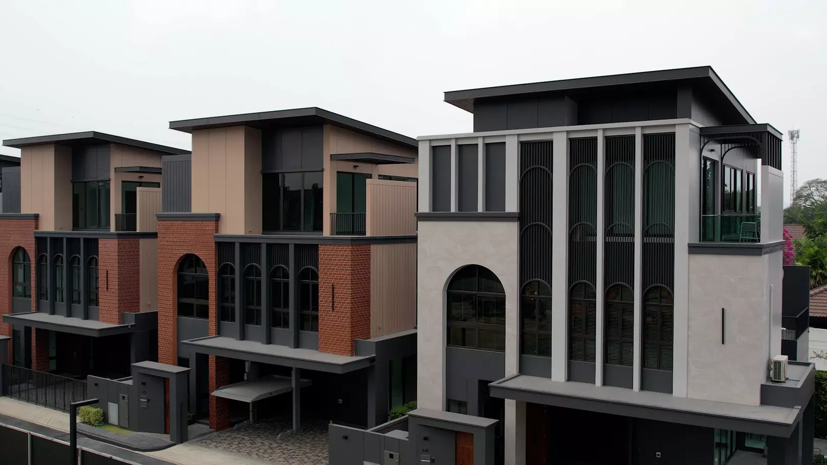 บ้านเดี่ยวใกล้เมืองย่านพระราม 9 เพียง 30 หลัง | Tararom Private Residence Ramkhamhaeng 9 | คิด ...